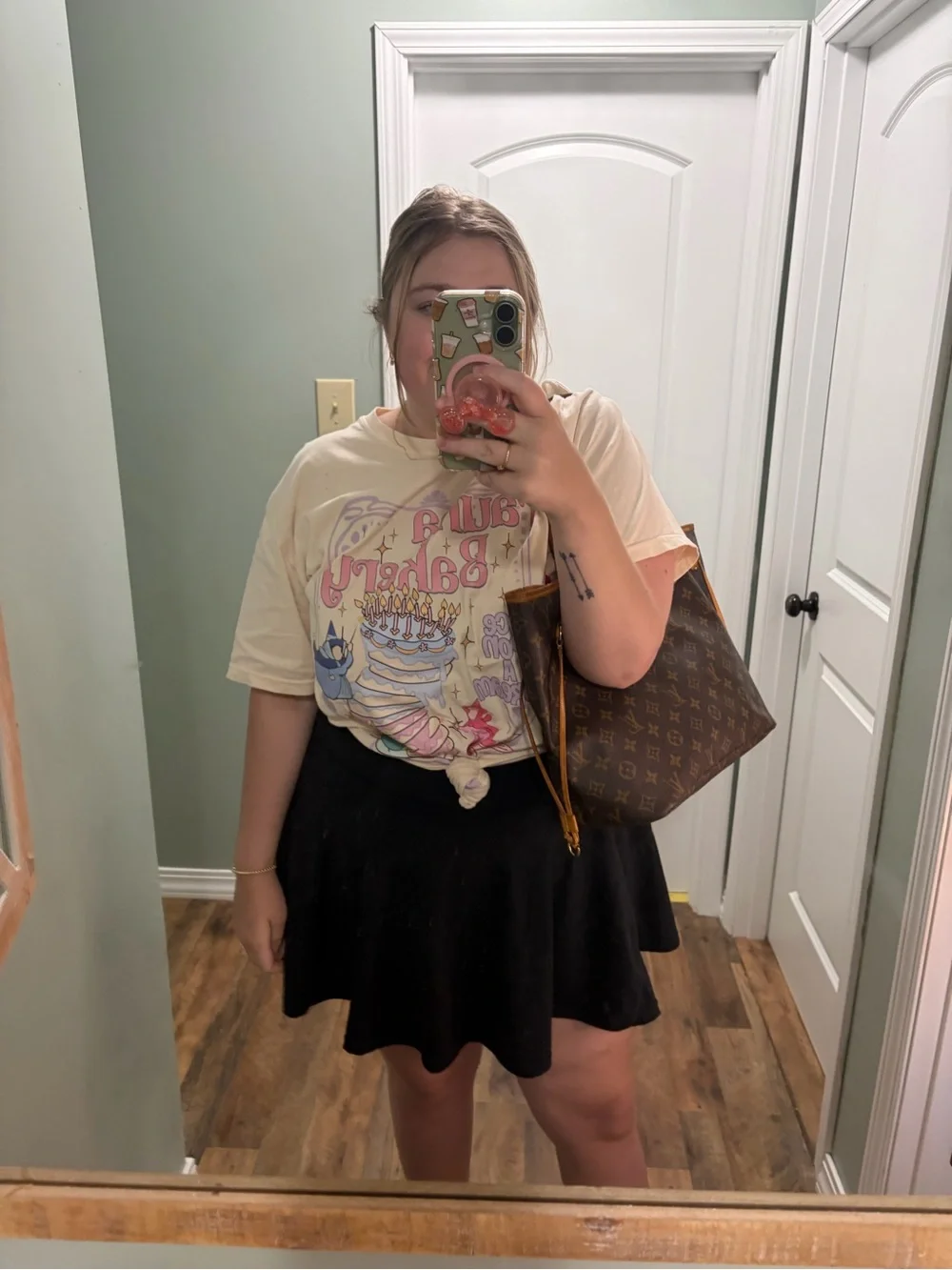 Louis Vuitton | Bags | Louis Vuitton Monogram Neverfull Mm Tote | Poshmark